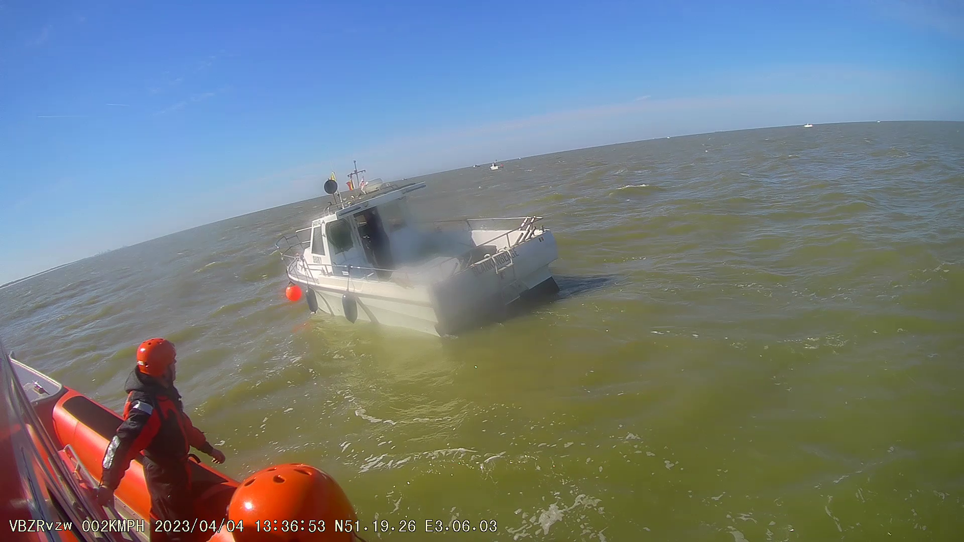 Visboot met motorpech | VBZR